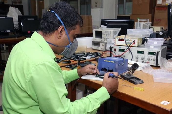 Online lab courses @ WEL - Wadhwani Electronics Laboratory